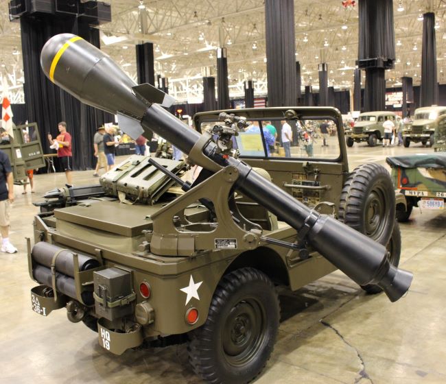 WarWheels.Net - M38A1D Jeep with M28/29 "Davy Crockett" Tactical ...